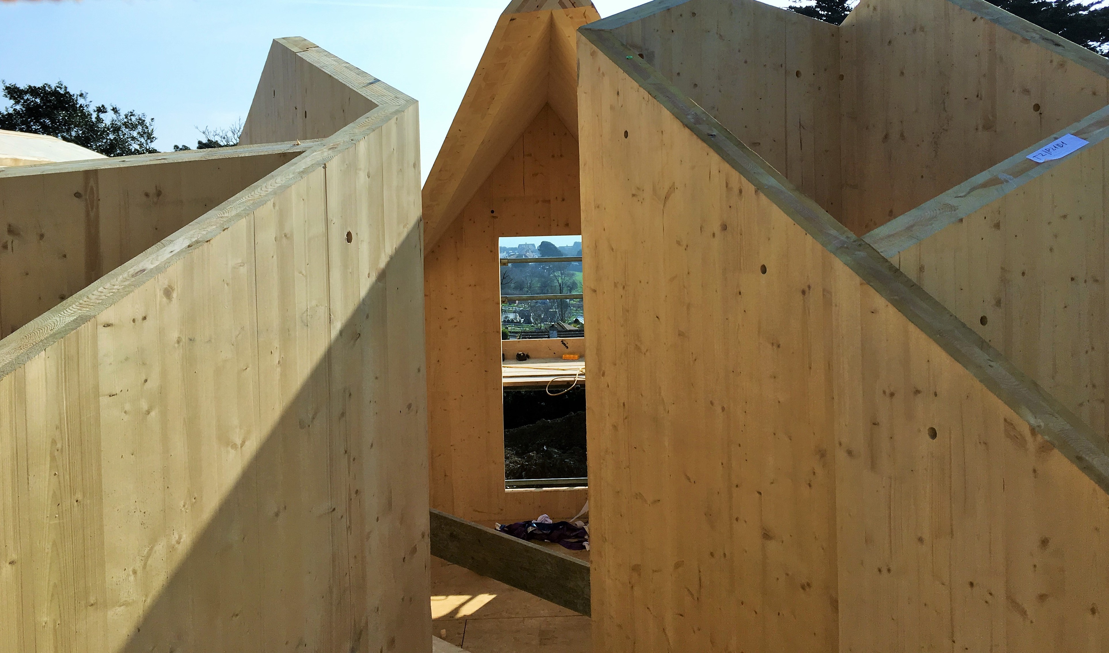 Cross laminated timber for good structural properties and low ...